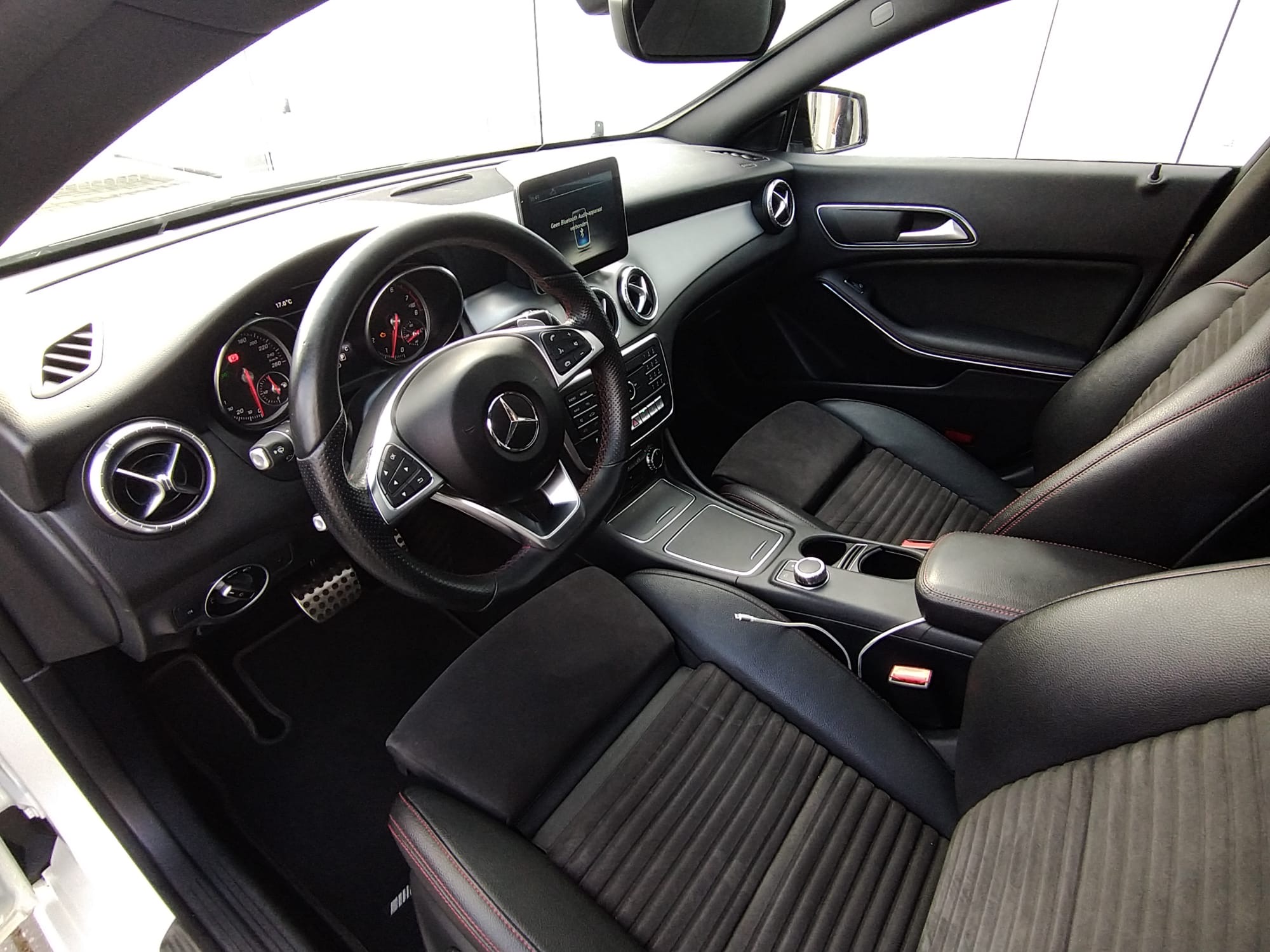 Simply Detail - Professionele Autodetailing